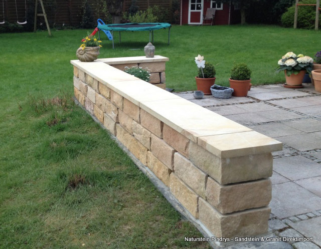Sandstein Mauerabdeckung gesägt - Sandstein-Natursteine - ist ein ...